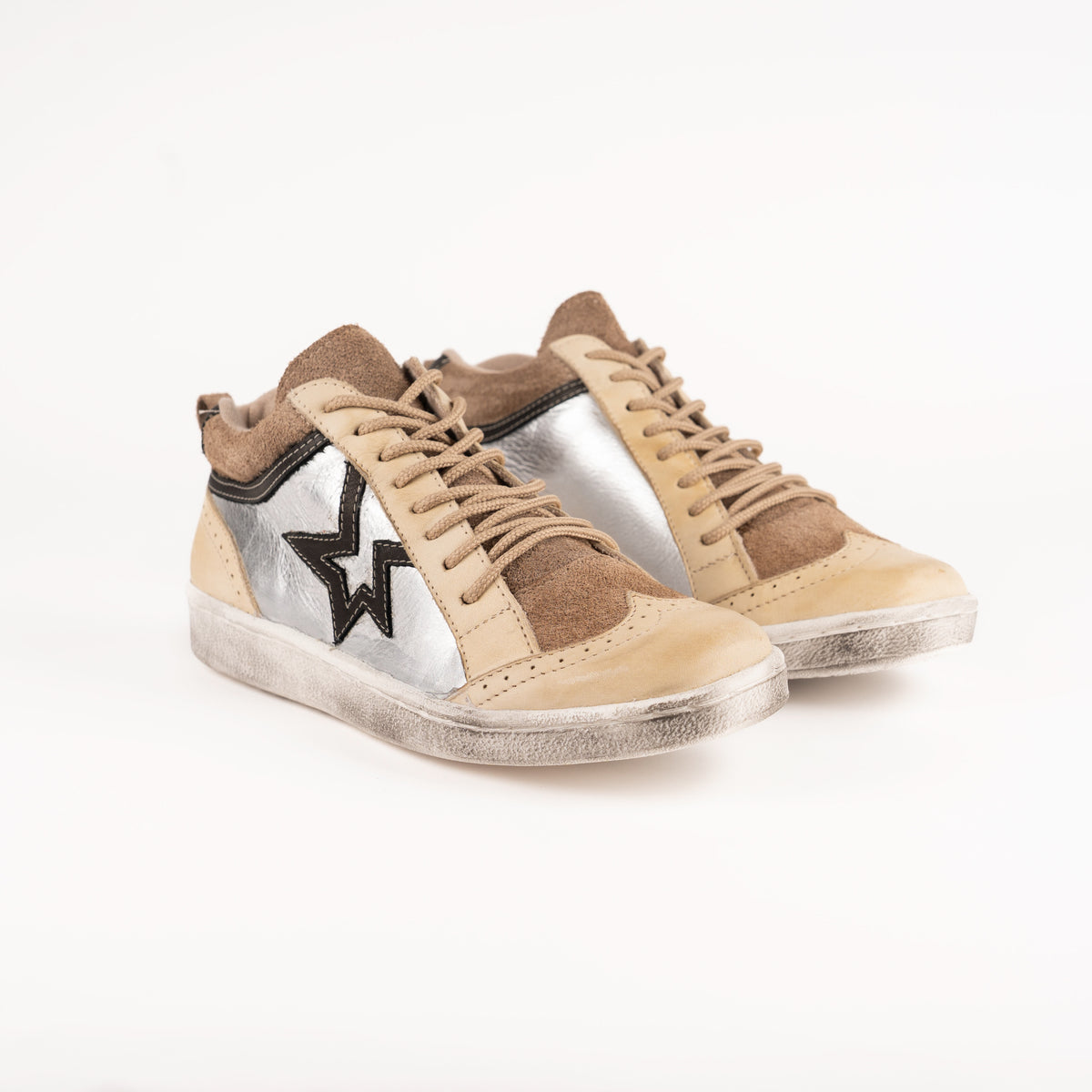 Sneaker Rockstar Plata y Natural – Patzú Shoes